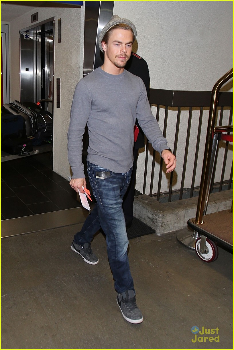 Derek & Julianne Hough: LAX Arrival Buddies! | Photo 622907 - Photo ...