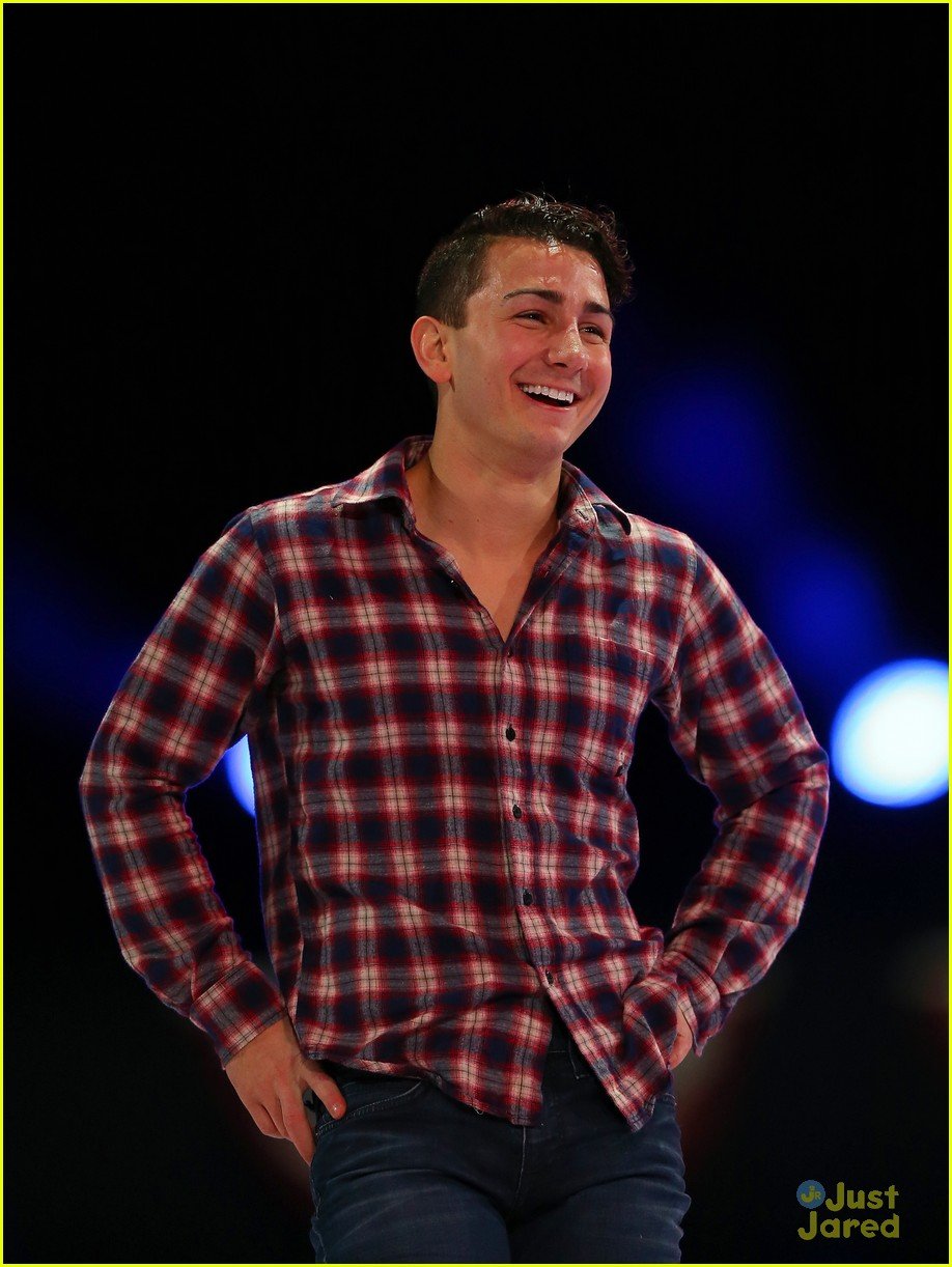 Max Aaron, Adam Rippon & More: P&G Wal-Mart Tribute to American Legends ...