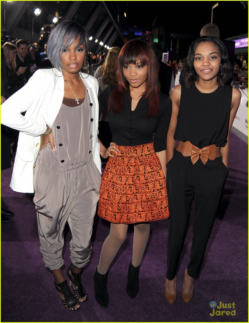 McClain Sisters: 'He Loves Me' Lyric Video - Watch Now! | Photo 628547 ...