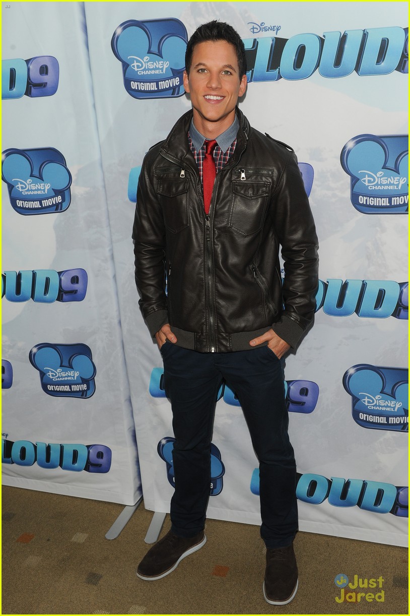 Kiersey Clemons & Mike C. Manning: 'Cloud 9' Premiere Pair | Photo ...