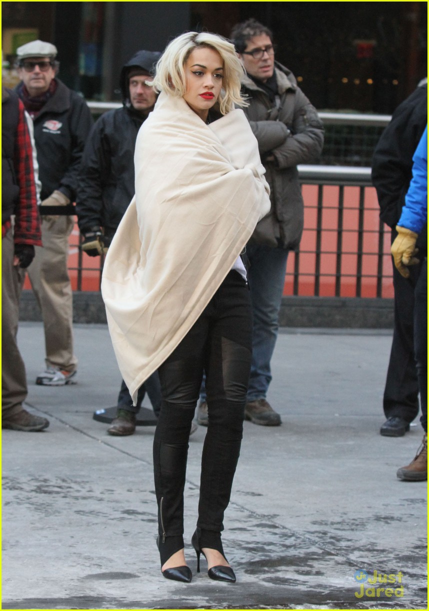 Full Sized Photo of rita ora dkny shoot 07 | Rita Ora: DKNY New York ... Full Sized Photo of rita ora dkny shoot 07 | Rita Ora: DKNY New York ...