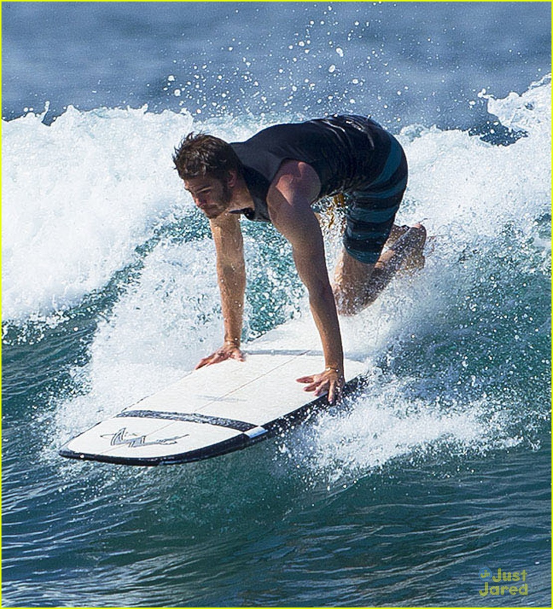 Andrew Garfield & Emma Stone: Surfing Lessons in Hawaii! | Photo 630850 ...