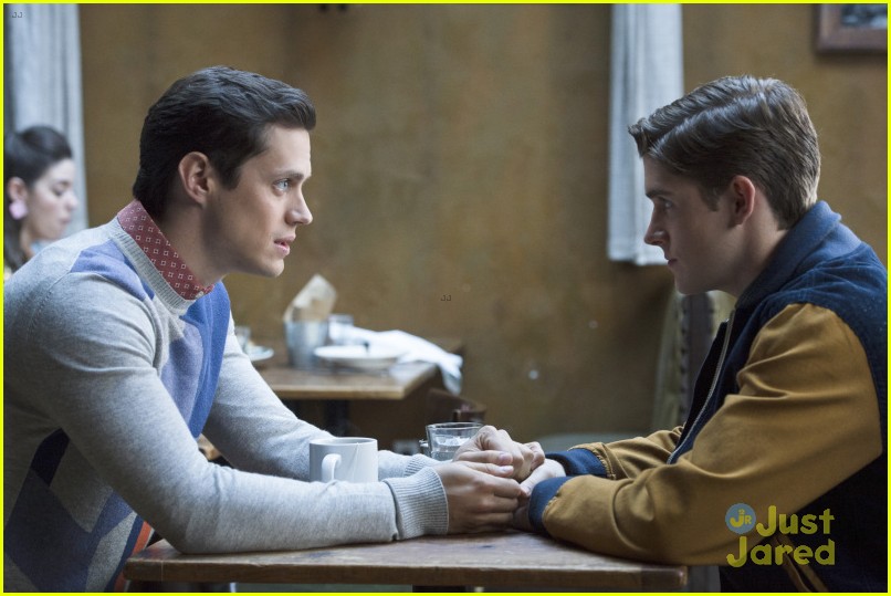 The Carrie Diaries: 'Date Expectations' Preview! | Photo 631845 - Photo ...