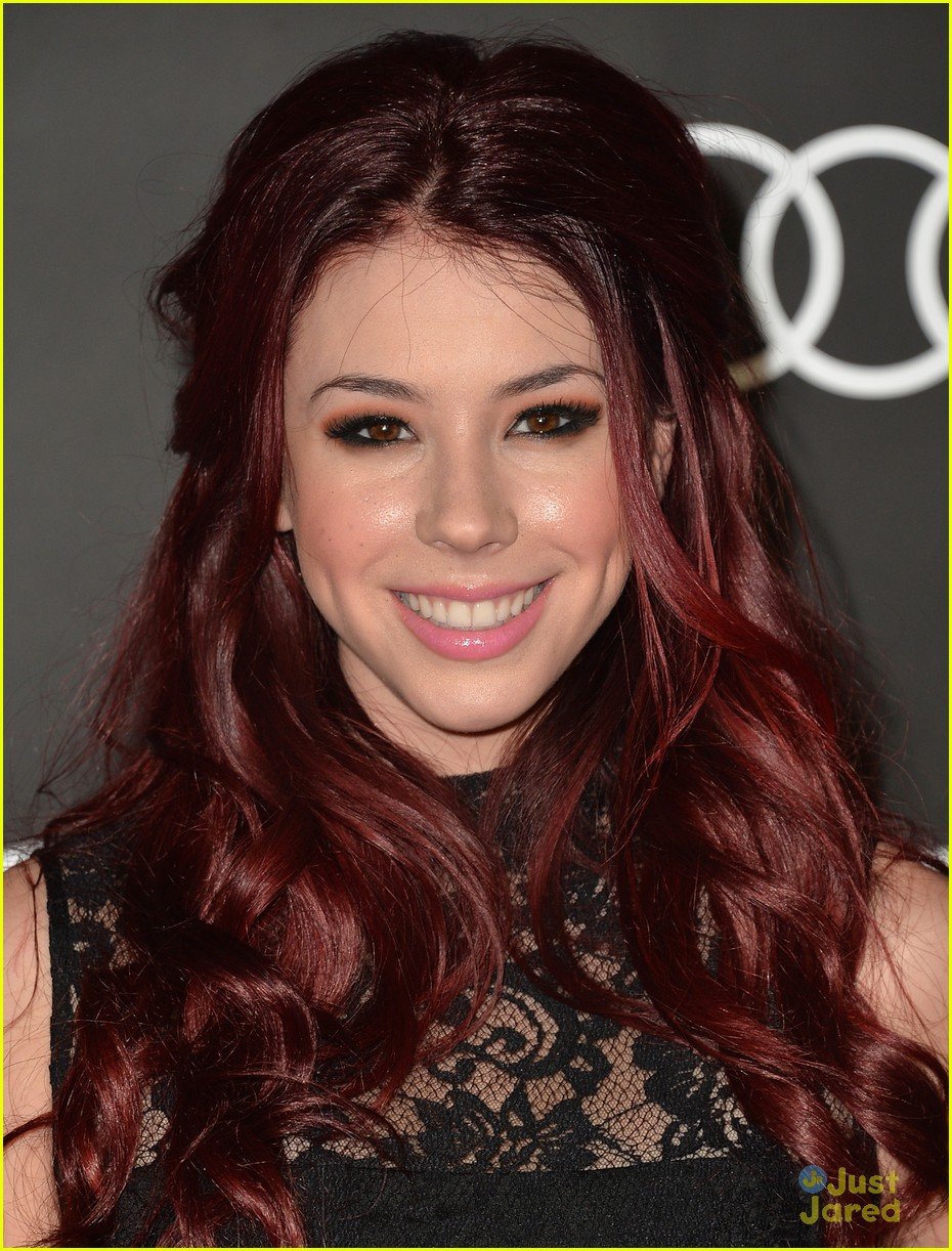 Jillian Rose Reed & Molly Tarlov: Golden Globe Kick-Off Party | Photo ...