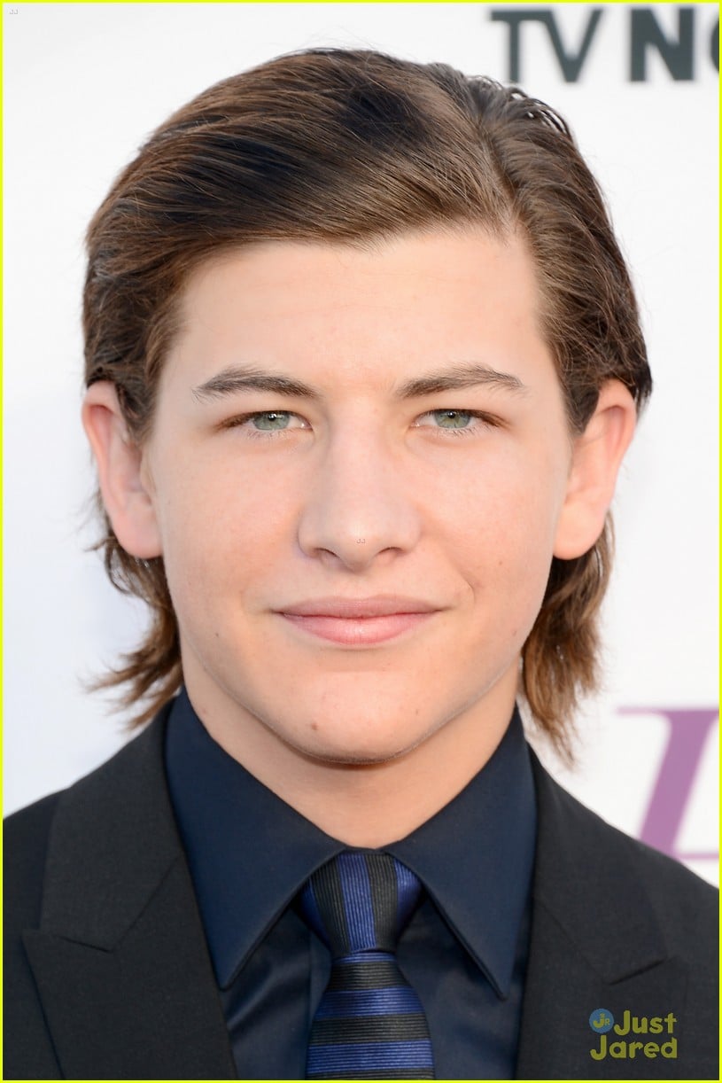 Full Sized Photo of sophie nelisse liam james tye sheridan adele ...