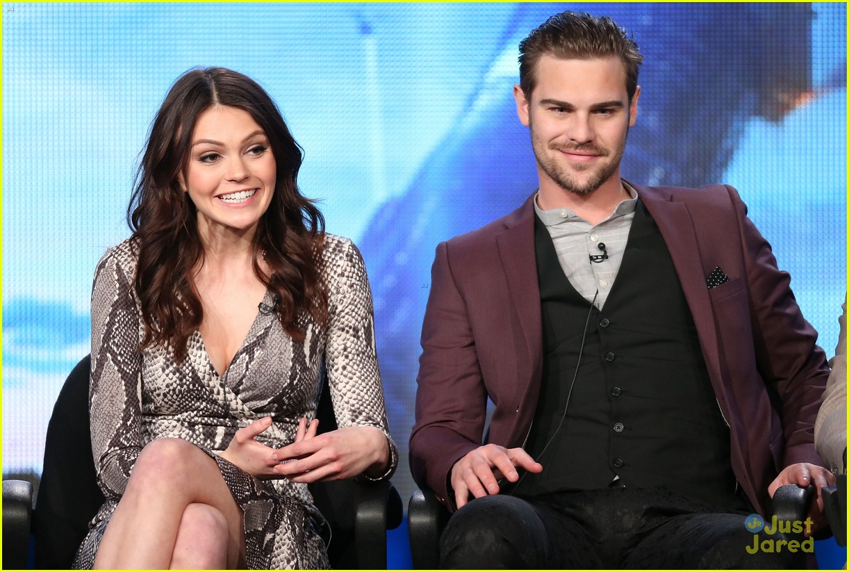 Matt Lanter & Aimee Teegarden: 'Star-Crossed' TCA 2014 Panel | Photo ...