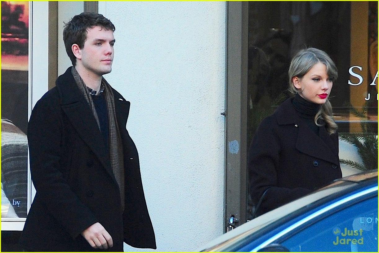 Full Sized Photo of taylor swift nyc outing with brother austin 06 ...