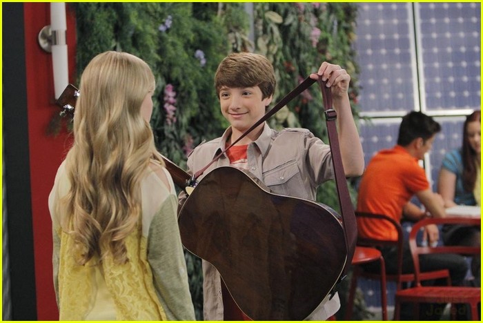 Jake Short: Face of Needles on A.N.T. Farm! | Photo 648006 - Photo ...