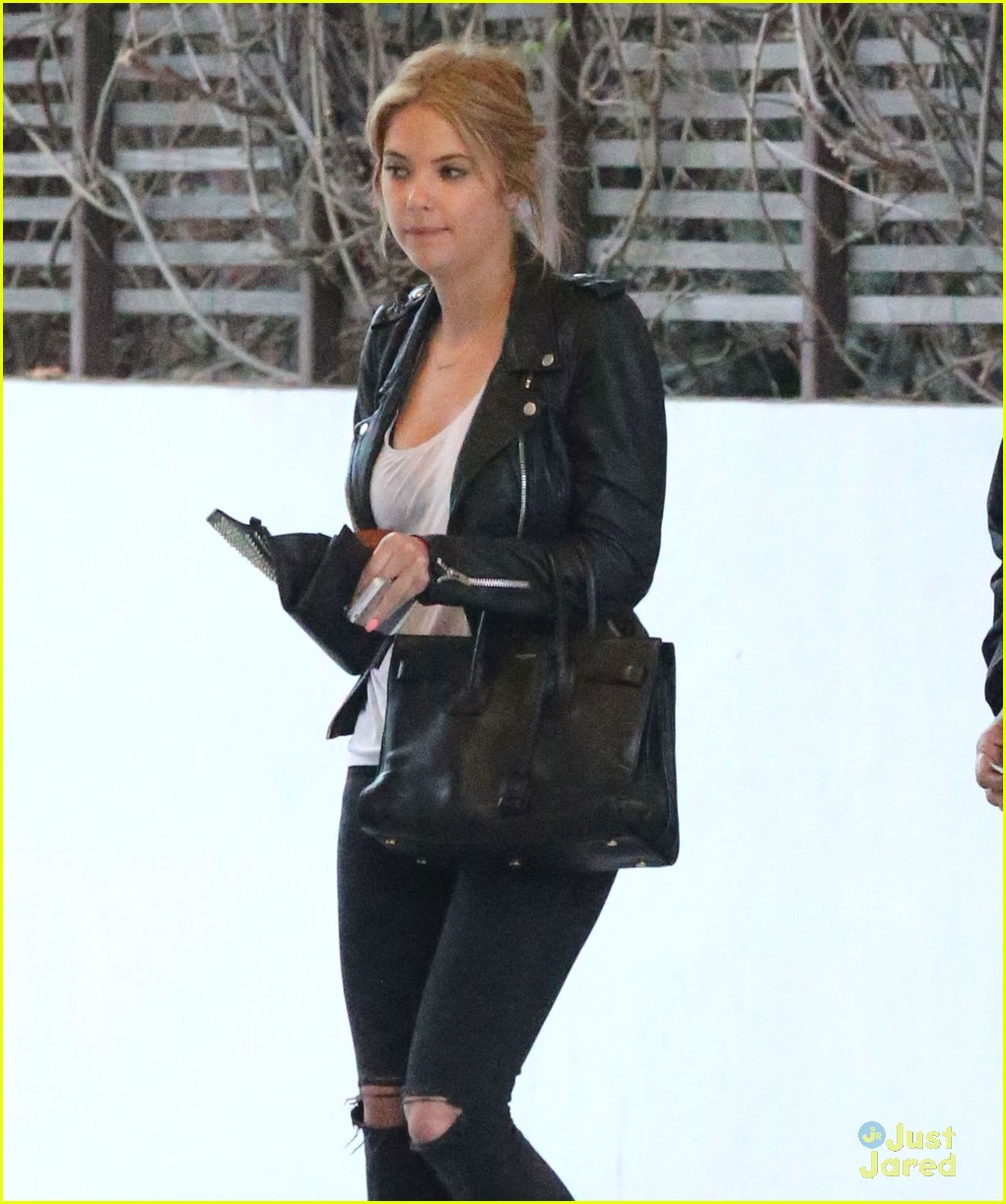 Ashley Benson Shows Off Her Flawless Skin | Photo 647900 - Photo ...