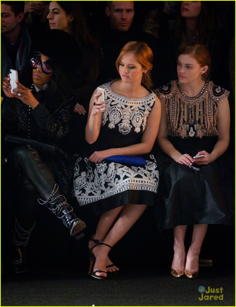 Debby Ryan & Holland Roden: Front Row at Naeem Khan for NYFW | Photo ...