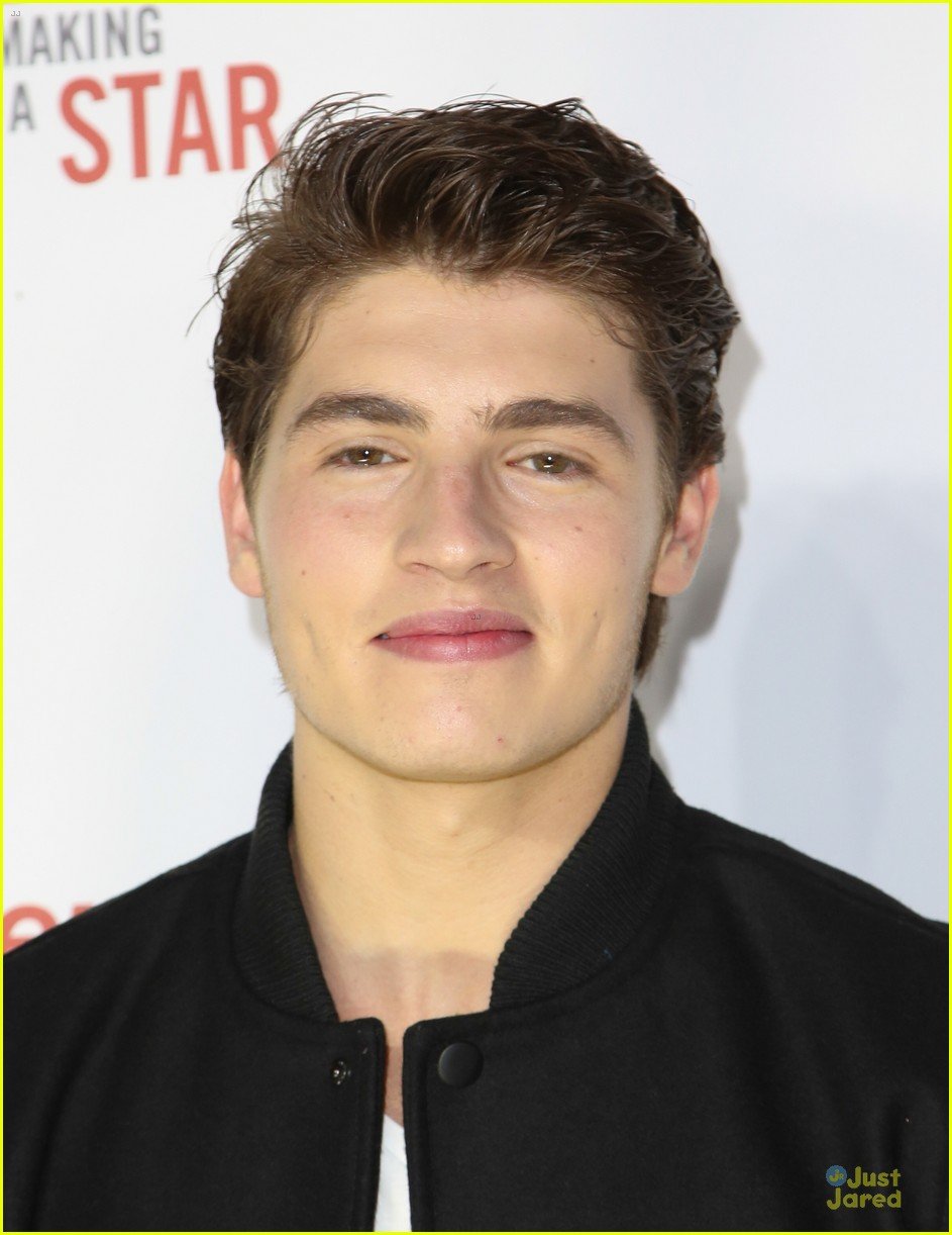 Colton Haynes & Steven R. McQueen: Abercrombie & Fitch's Making of a ...