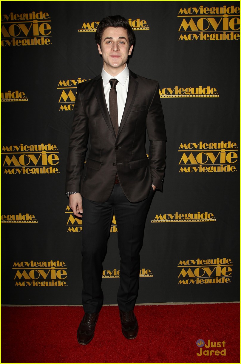 David Henrie & Jacob Latimore Suit Up for Movieguide Awards! | Photo ...