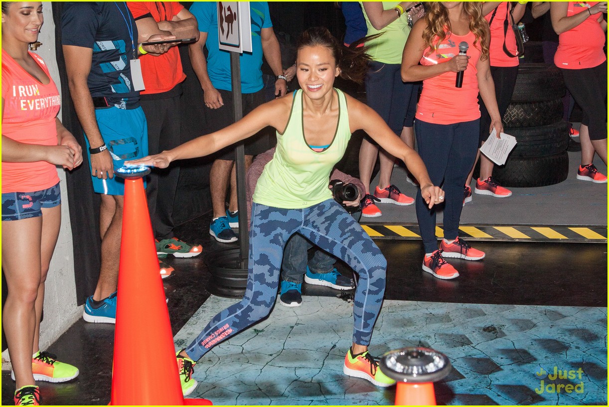 Full Sized Photo of jamie chung aly raisman reebok zquick shoes 21 ...
