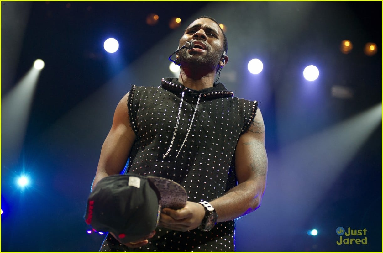 Full Sized Photo of jason derulo tattoos world tour stop in amsterdam ...