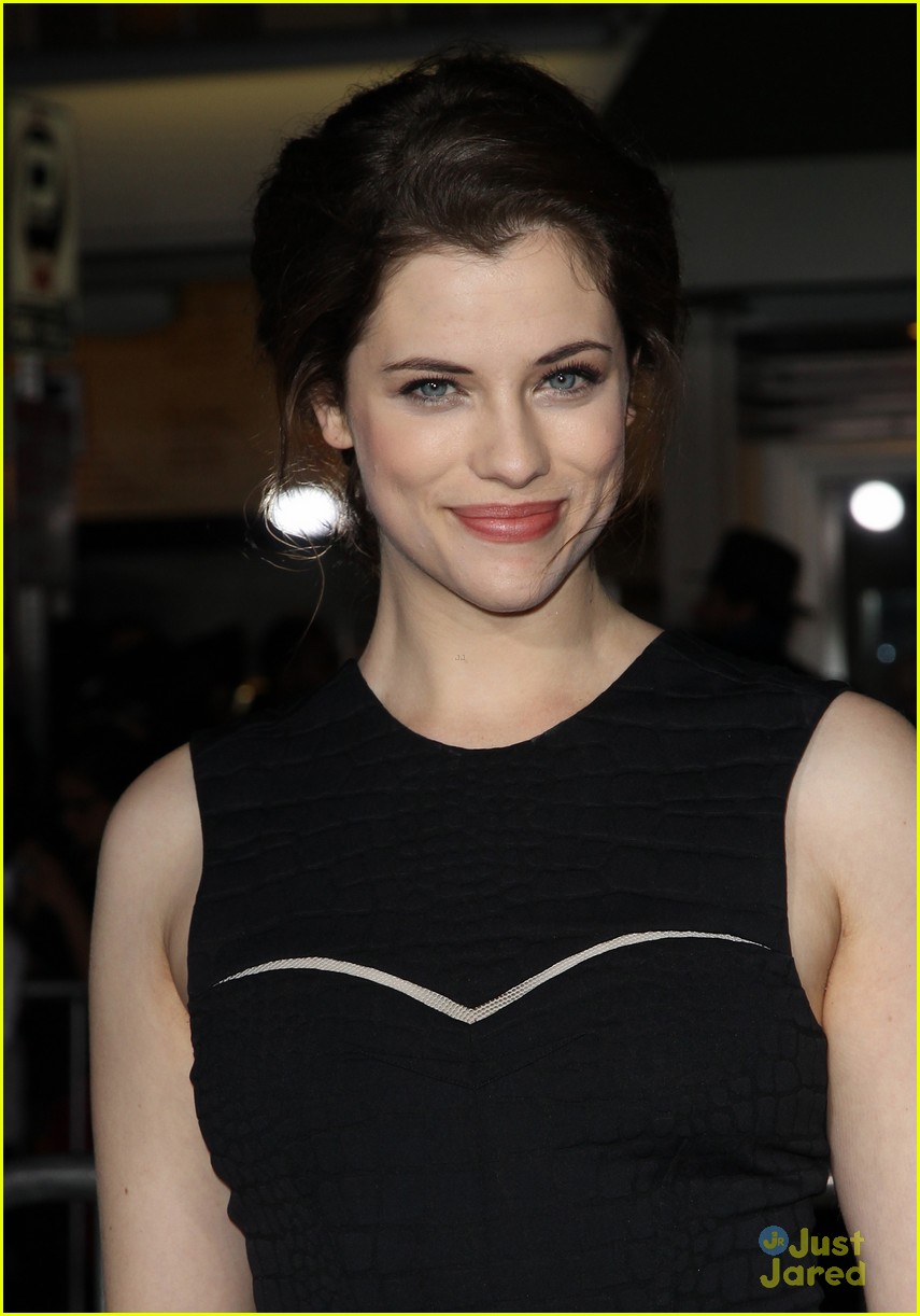 Jessica De Gouw: 'Non-Stop' Premiere Pics! | Photo 647059 - Photo ...