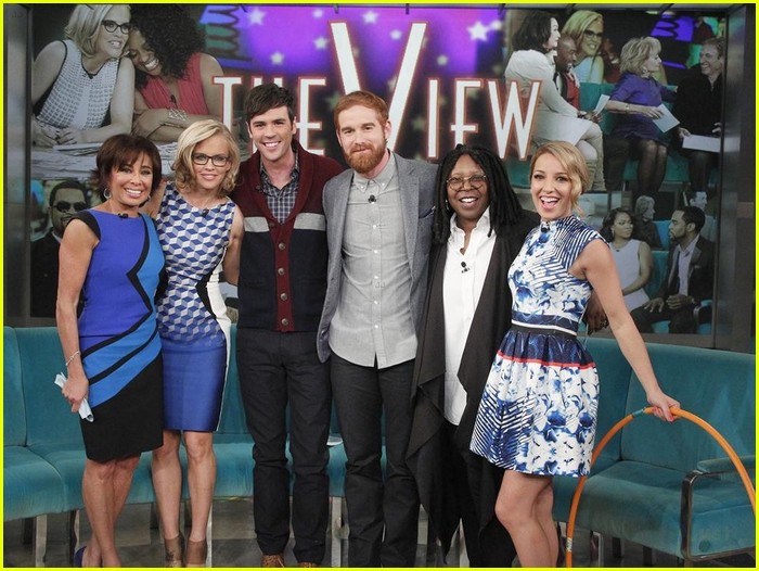 Vanessa Lengies: 'Mixology' Promo at 'The View' & 'GMA' | Photo 647562 ...