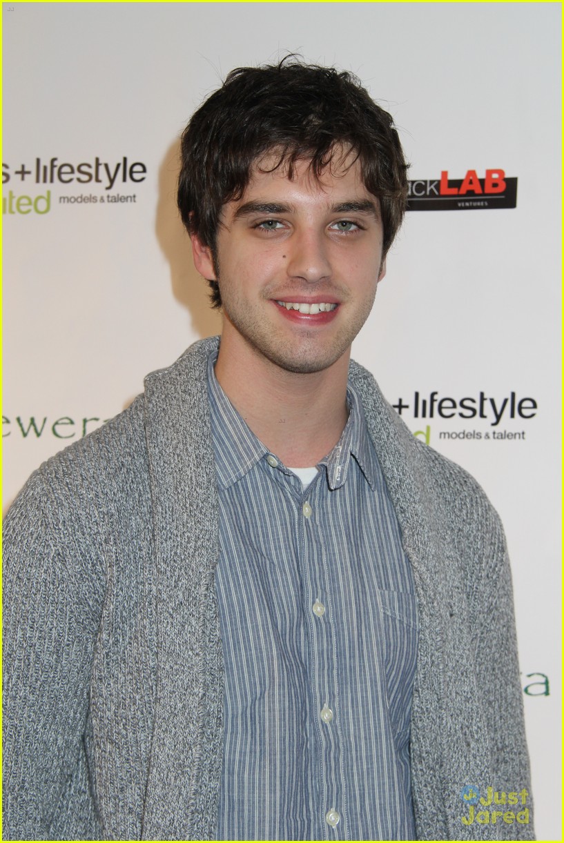 Maia Mitchell & David Lambert: Kusewera Party With A Purpose | Photo ...