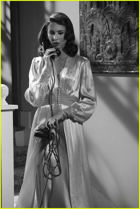 Pretty Little Liars Go Back To the 1940s - See The Pics! | Photo 643189 ...