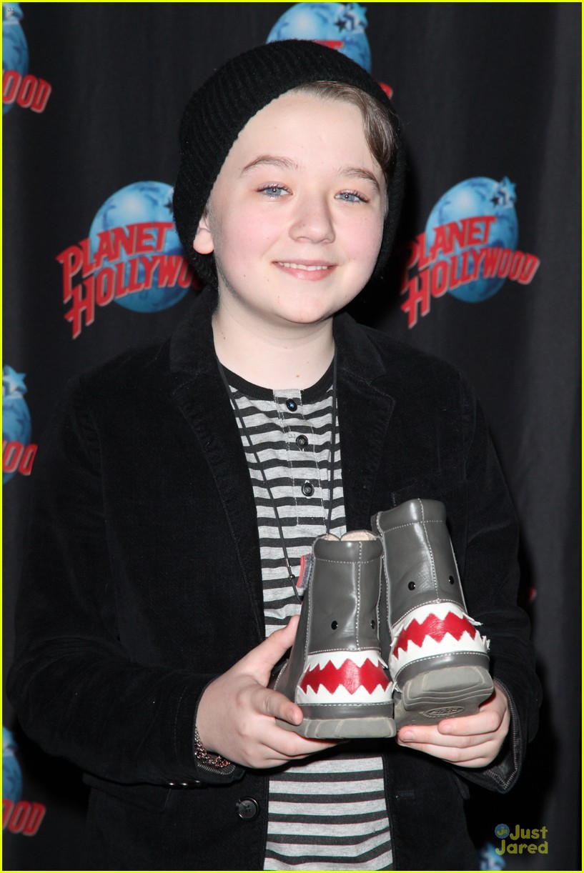 Benjamin Stockham: Planet Hollywood Visit to Promote 'About a Boy ...