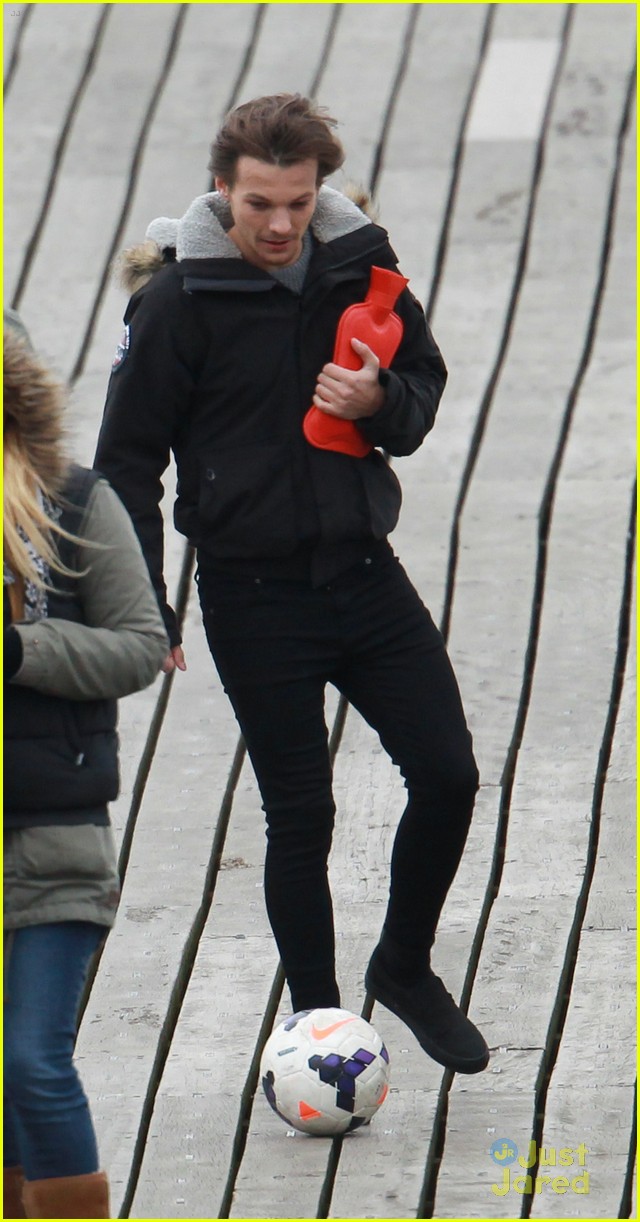 One Direction Take Over Clevedon Pier for Video Shoot | Photo 656222 ...