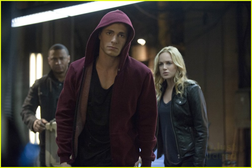 'Arrow' Preview: Slade Comes to Starling City! | Photo 649493 - Photo ...