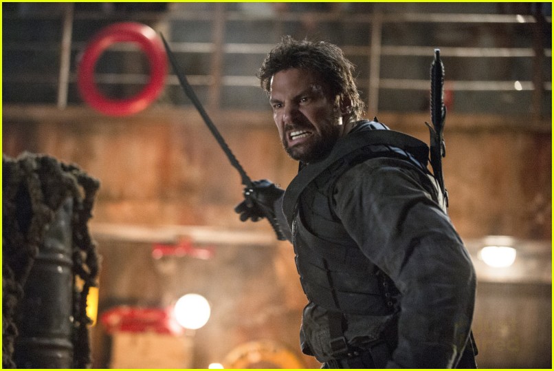 Full Sized Photo of arrow preview slade starling city 07 | 'Arrow ...
