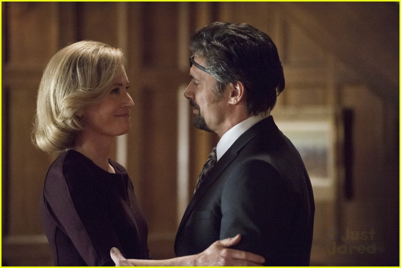 'Arrow' Preview: Slade Comes to Starling City! | Photo 649501 - Photo ...