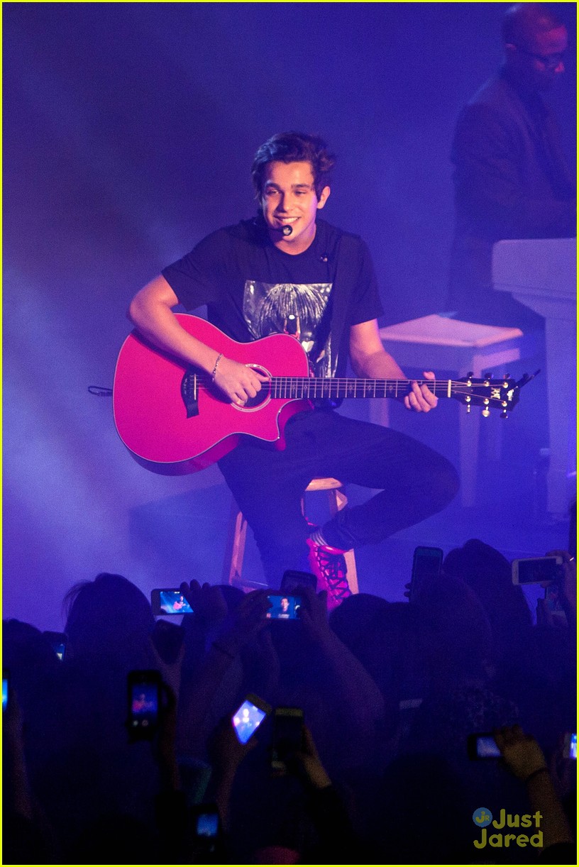 Austin Mahone & Becky G: Birthday Concert in Royal Oak! | Photo 648981 ...