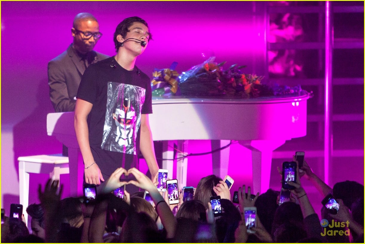 Austin Mahone & Becky G: Birthday Concert in Royal Oak! | Photo 648983 ...