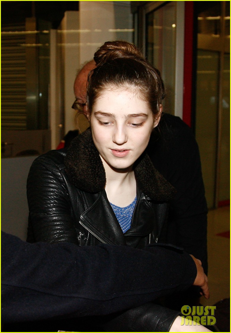 Birdy: 'Words As Weapons' Music Video - Watch Now! | Photo 657024 ...