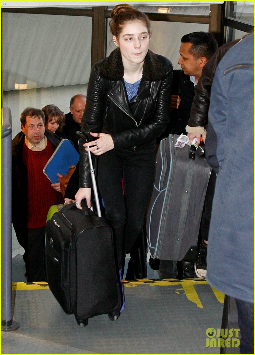 Birdy: 'Words As Weapons' Music Video - Watch Now! | Photo 657031 ...