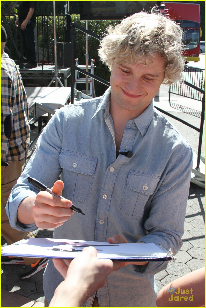 Full Sized Photo of charlie white extra dwts practice sharna burgess 27 ...