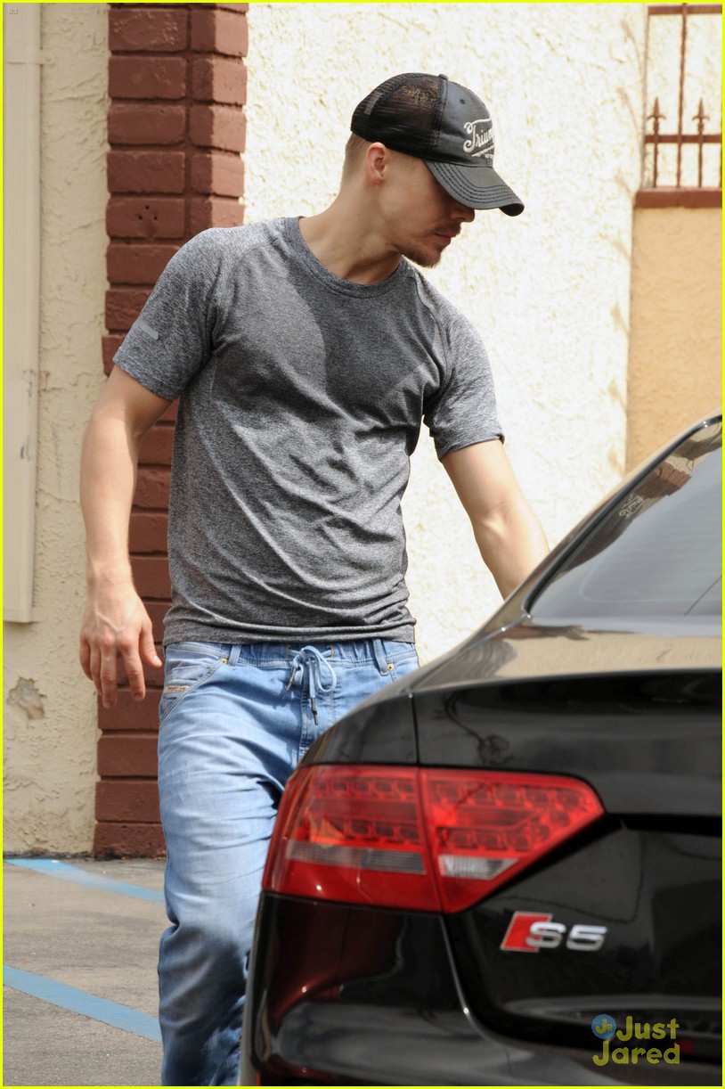 Derek Hough Boasts Swing with Amy Purdy for 'DWTS': 'We're Doing Lifts ...