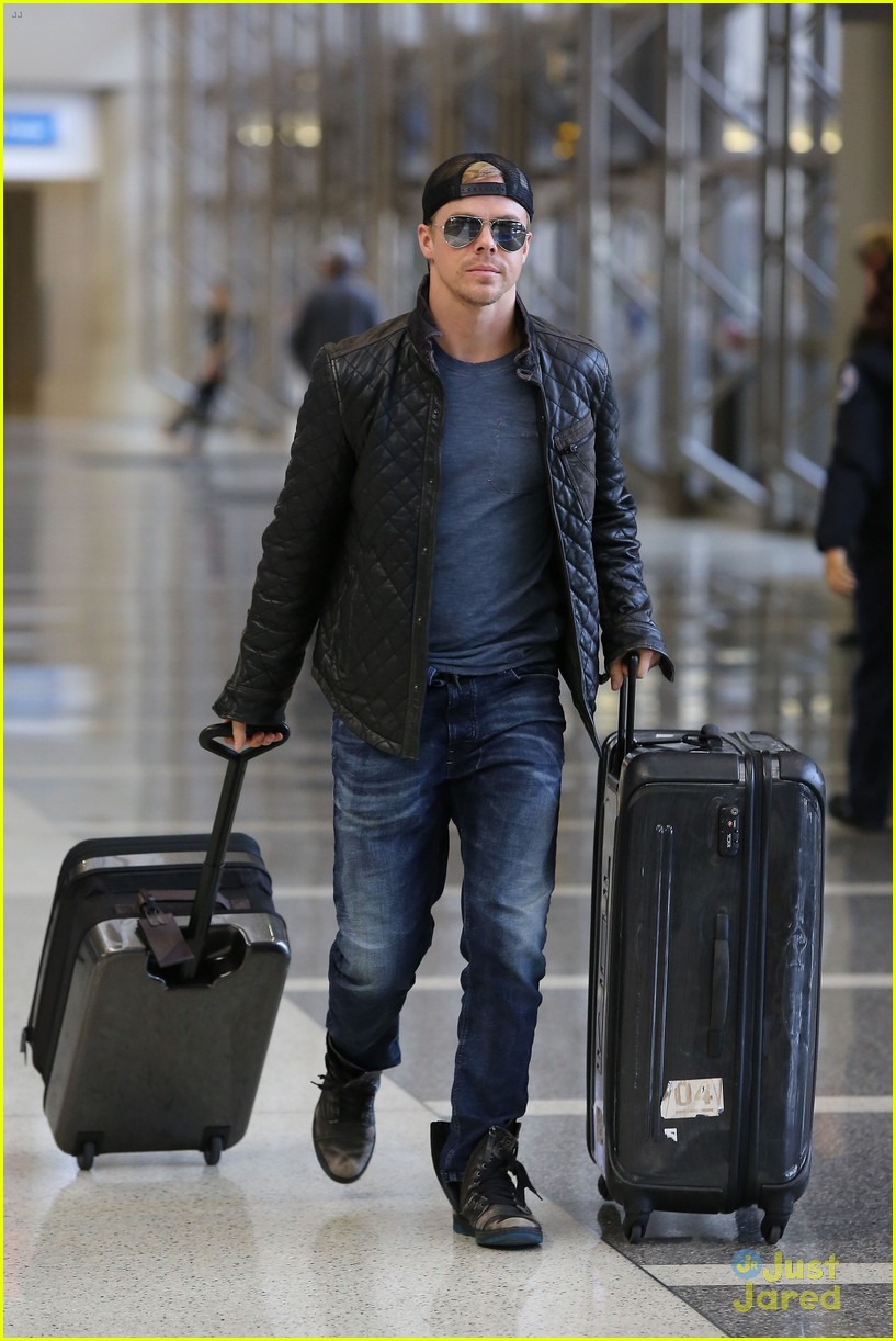 Derek Hough: Off to Sochi with 'DWTS' Partner Amy Purdy! | Photo 649754 ...