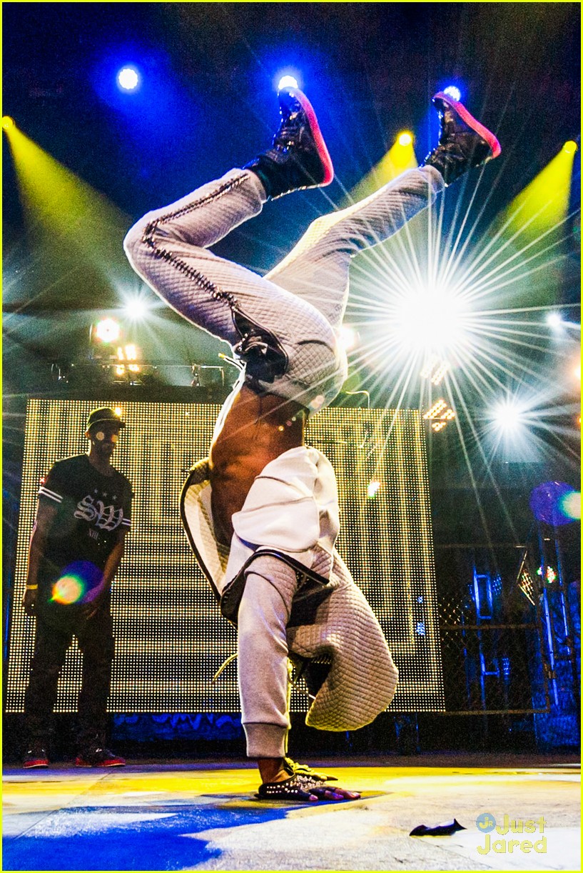 Jason Derulo Does It For the Fans! | Photo 655946 - Photo Gallery ...