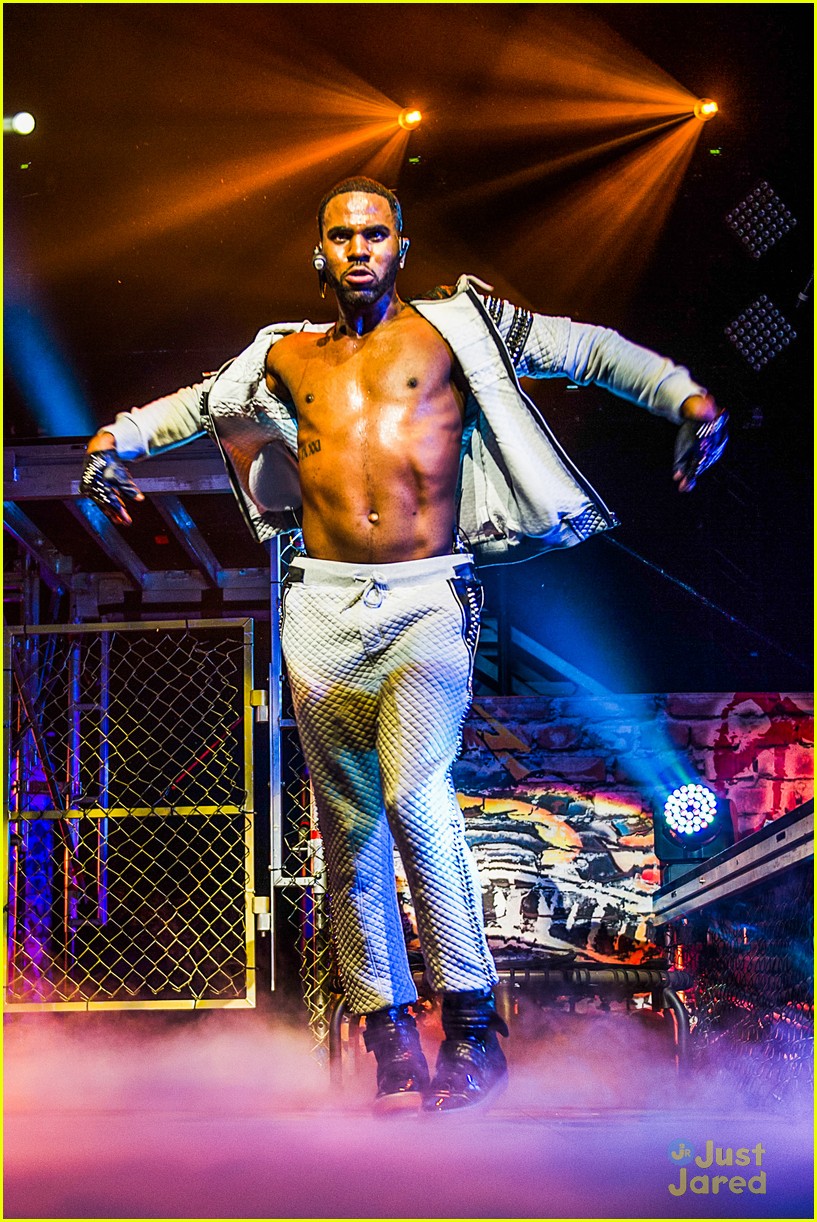Jason Derulo Does It For the Fans! | Photo 655951 - Photo Gallery ...