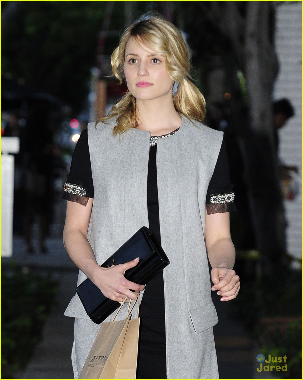 Dianna Agron Signs 'Glee' Sweater For Charity! | Photo 649857 - Photo ...
