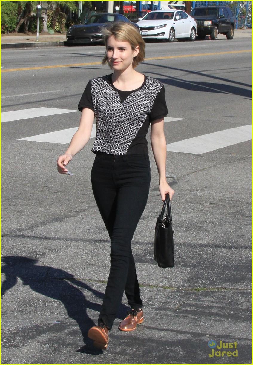 Emma Roberts is Rooting for Caleb Perry Johnson on 'American Idol ...