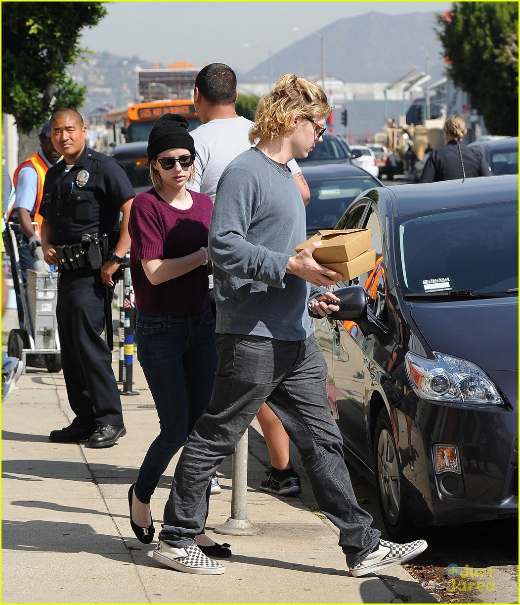 Emma Roberts is Rooting for Caleb Perry Johnson on 'American Idol ...