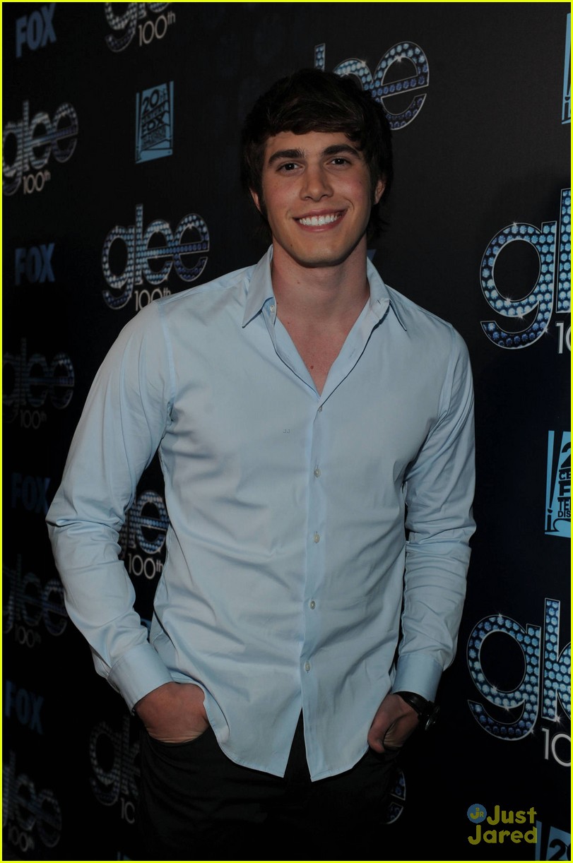 Harry Shum, Jr., Shares 100 Seconds of 'Glee' Memories | Photo 654305 ...