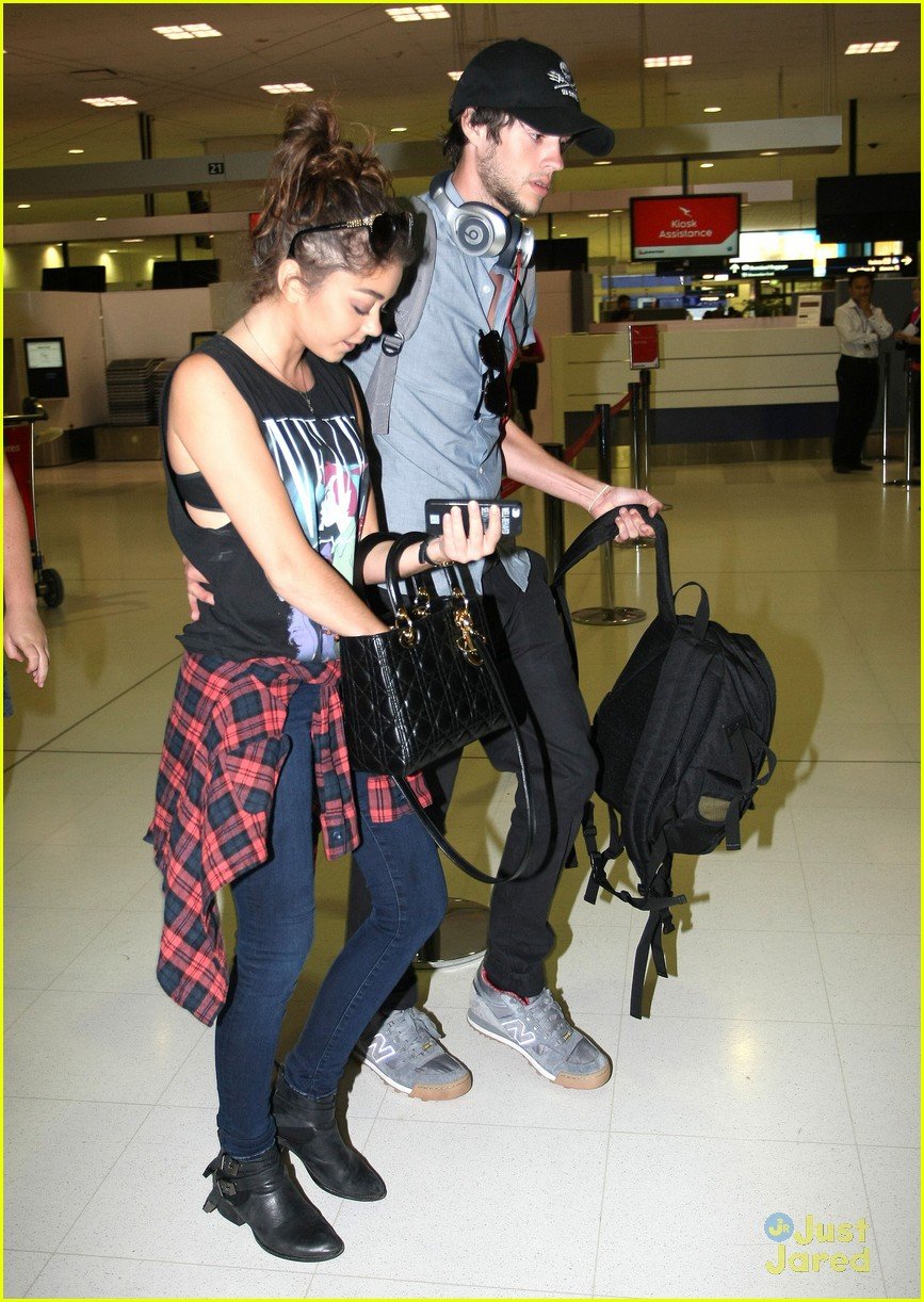 Sarah Hyland & Matt Prokop: G'Day Sydney! | Photo 648128 - Photo ...