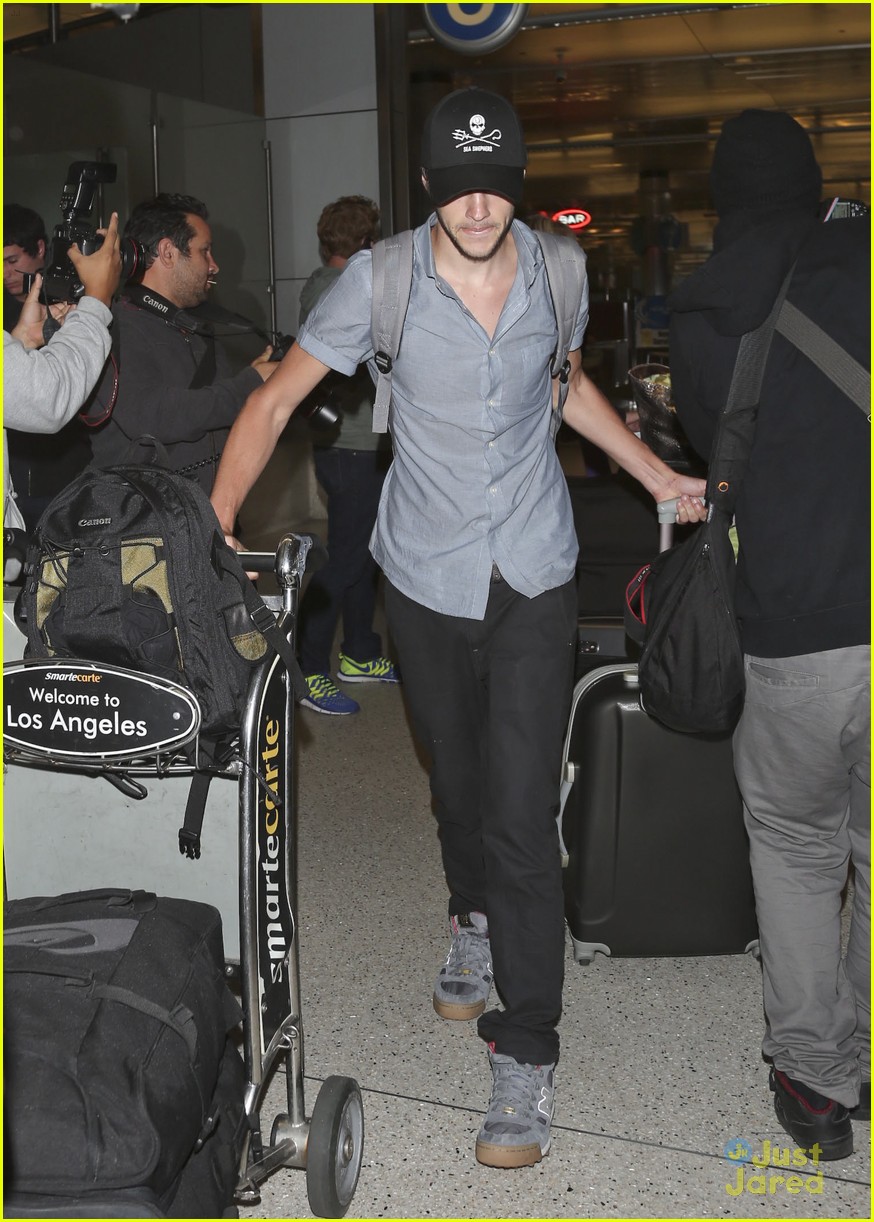 Sarah Hyland & Matt Prokop: G'Day Sydney! | Photo 648140 - Photo ...