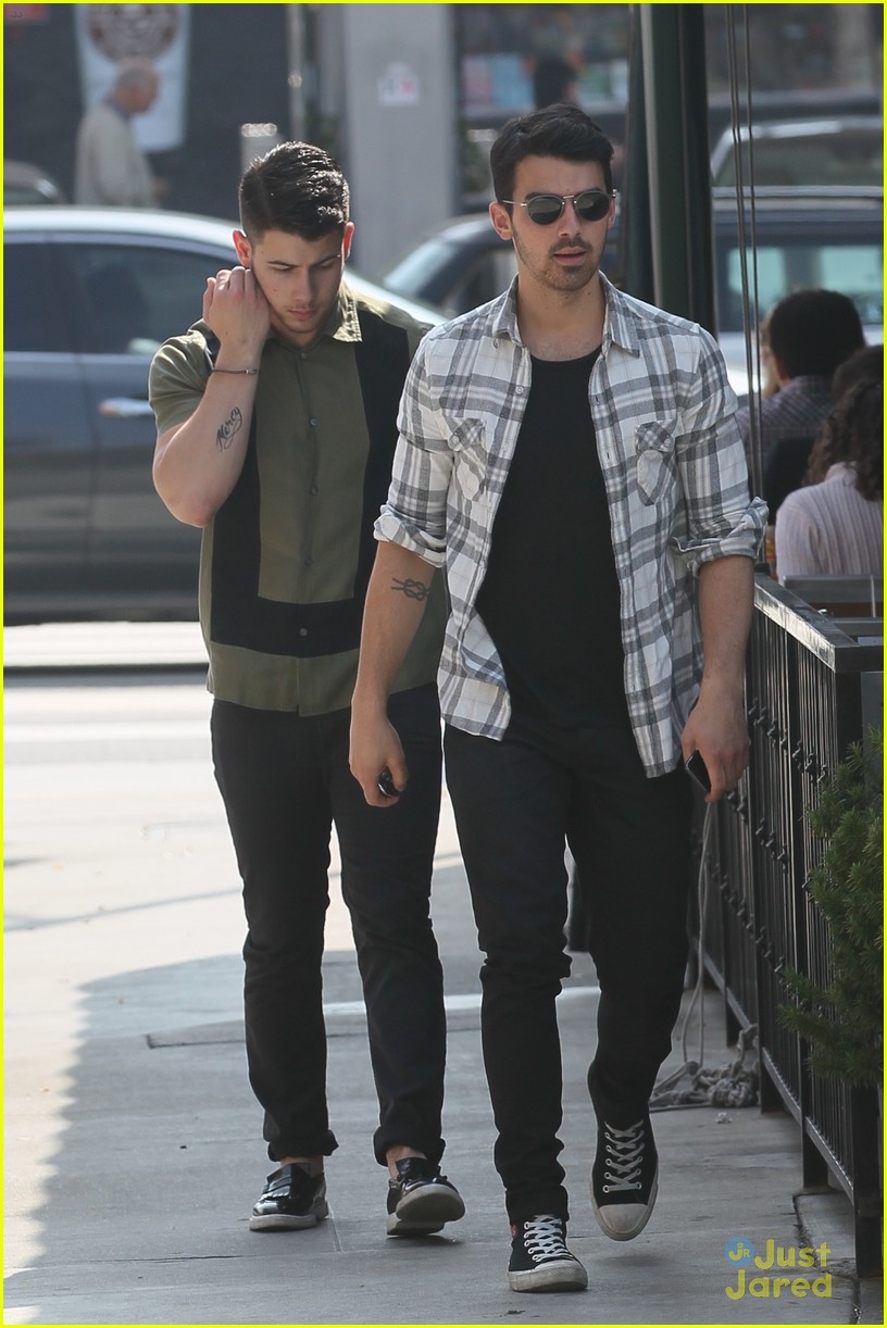 Joe Jonas Debuts 'Your Next Driver' Teaser After Lunch with Nick Jonas ...