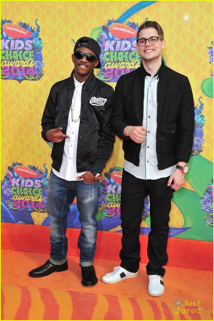 Full Sized Photo of mkto power rangers kids choice awards 201403 | MKTO ...