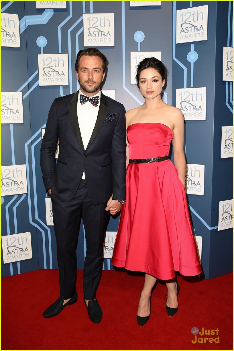 Crystal Reed Steps Out for First Time Since Leaving 'Teen Wolf' | Photo ...