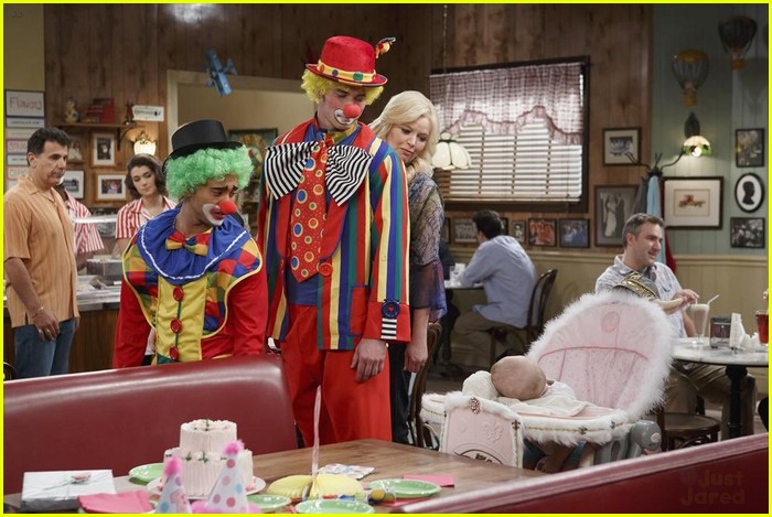 Full Sized Photo of baby daddy send clowns stills 13 | Tahj Mowry ...