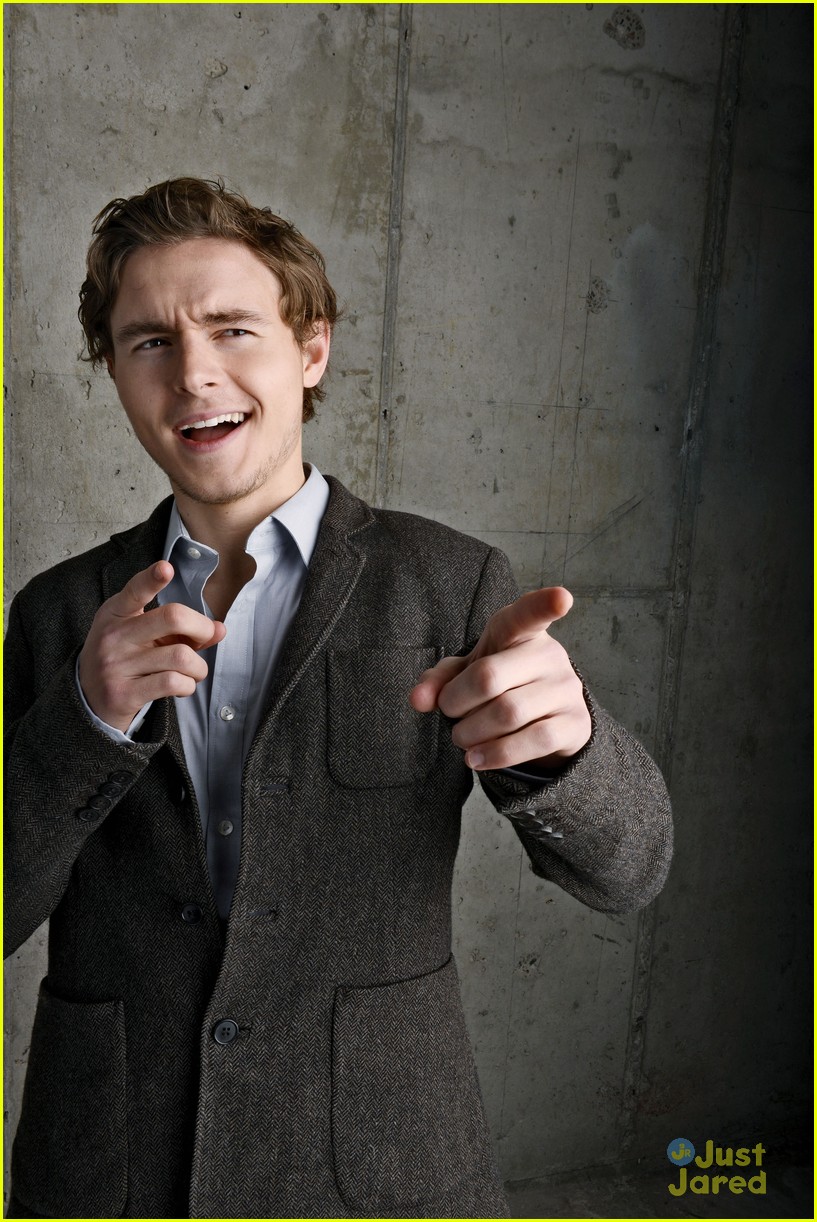 Callan McAuliffe, Emory Cohen & Zoe Levin: Tribeca 2014 Portraits ...