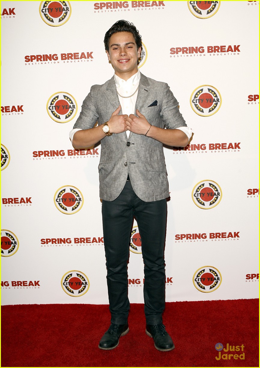Jake T. Austin & Greer Grammer Get Colorful at City Year Los Angeles ...