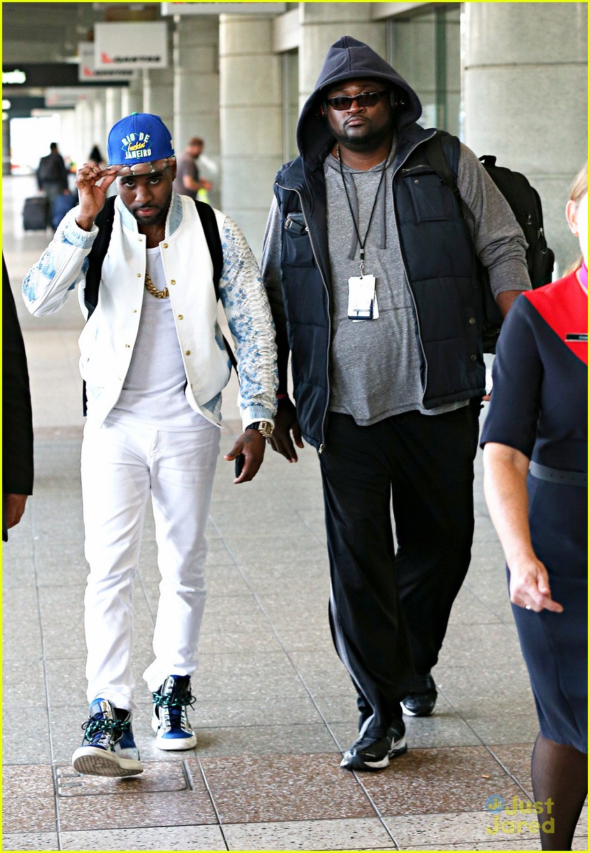 Jason Derulo Rocks All-White Ensemble in Sydney | Photo 669530 - Photo ...