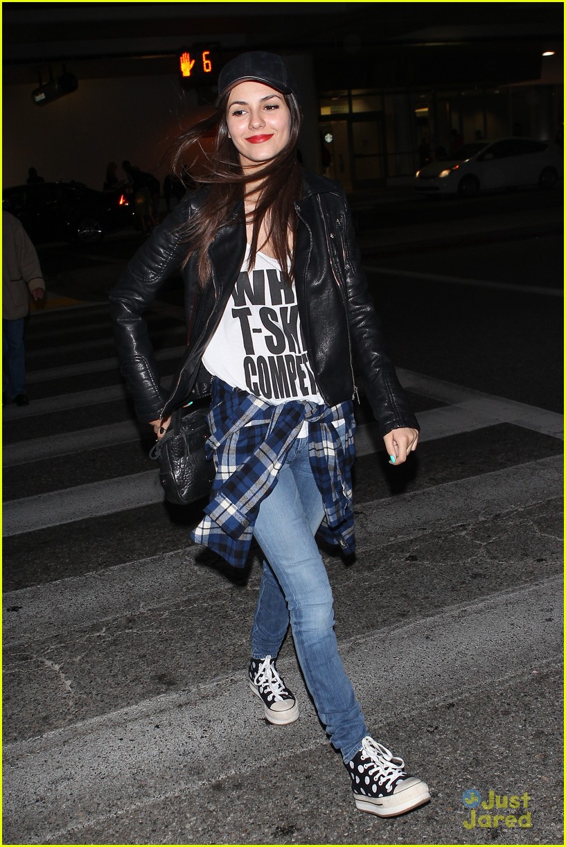 Victoria Justice: Get Details on Her Live Chat Coming Soon! | Photo ...